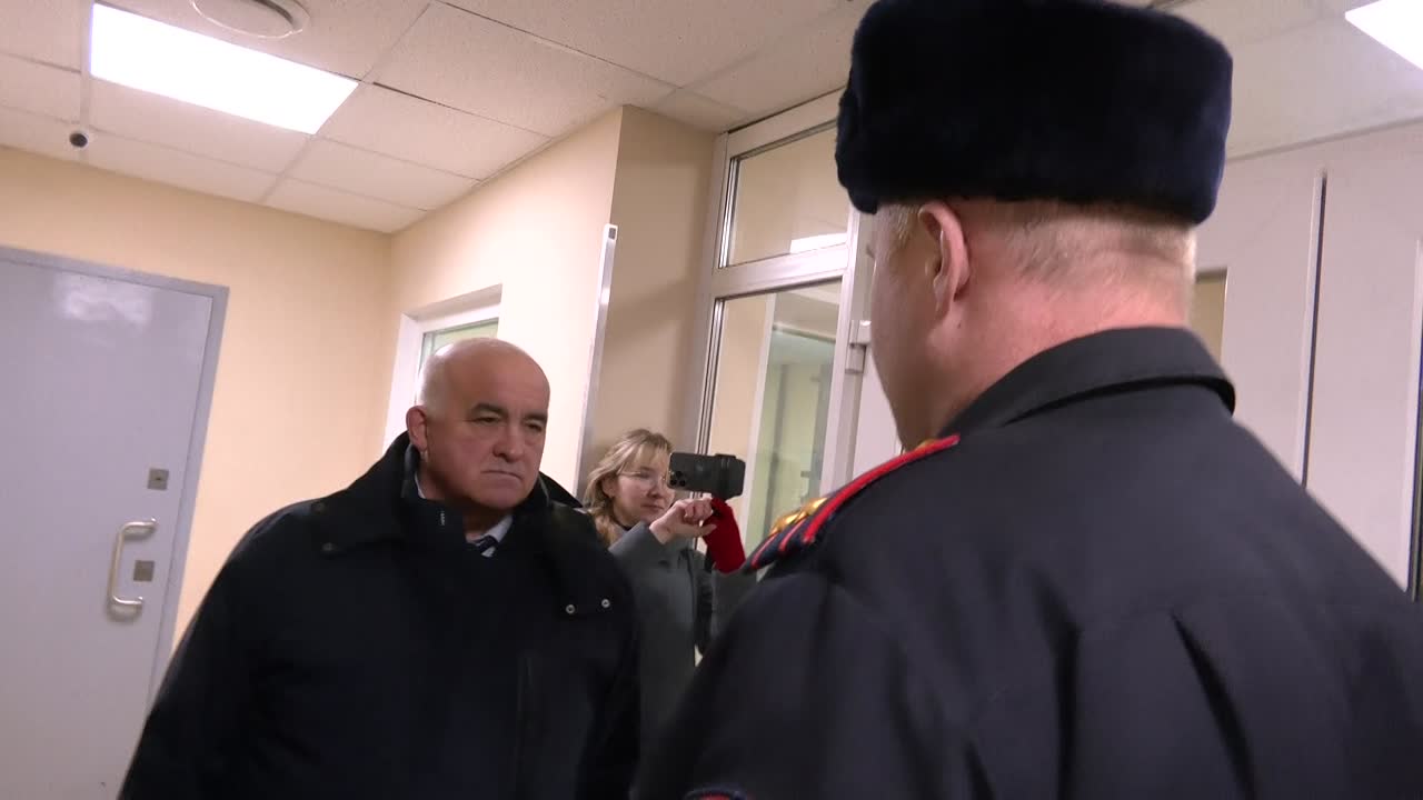 Сергей Ситников поблагодарил всех, кто в Новогоднюю ночь работал и ...